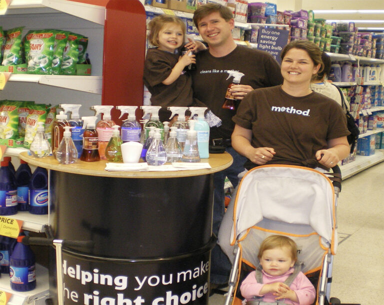 About - Tom Fishburne - Insightfully Funny Keynote Speaker and Marketoonist